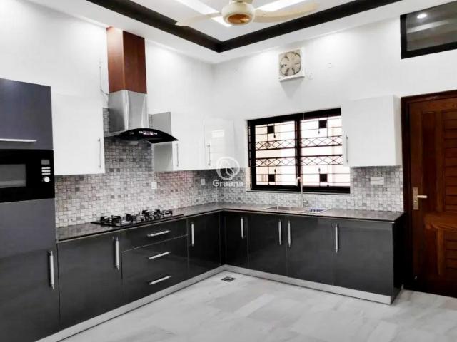 1,154 Houses to rent 3 marla in Johar Town, Lahore - Mitula Homes