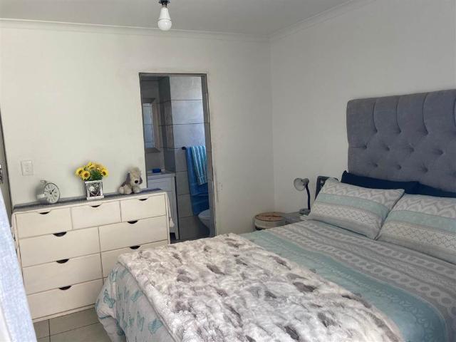 To rent Cape Flats, Cape Town - 13 properties to rent in Cape Flats ...