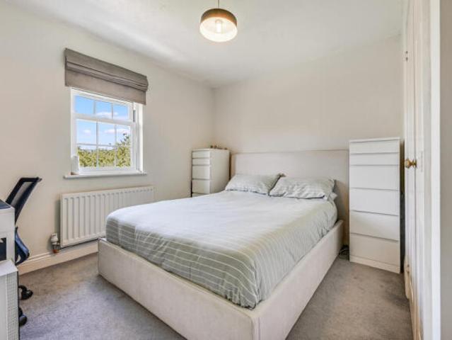 1,494 Properties for sale in Chancellor Park, Chelmsford - Mitula ...
