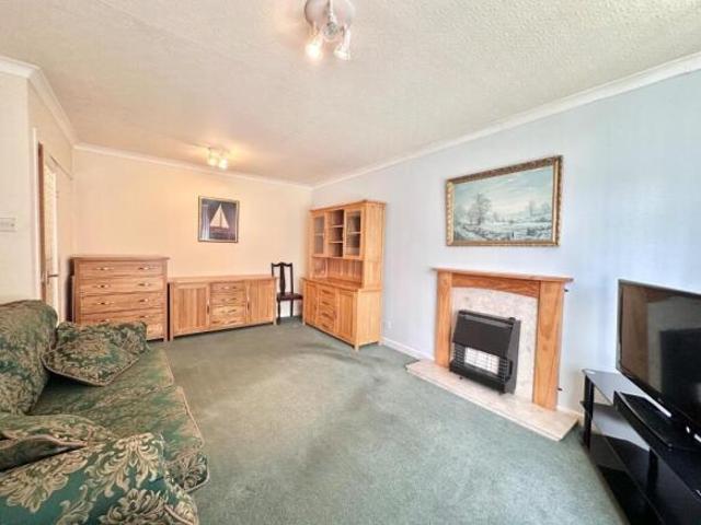 437 Bungalows for sale in Clayton West, Huddersfield - Mitula Properties
