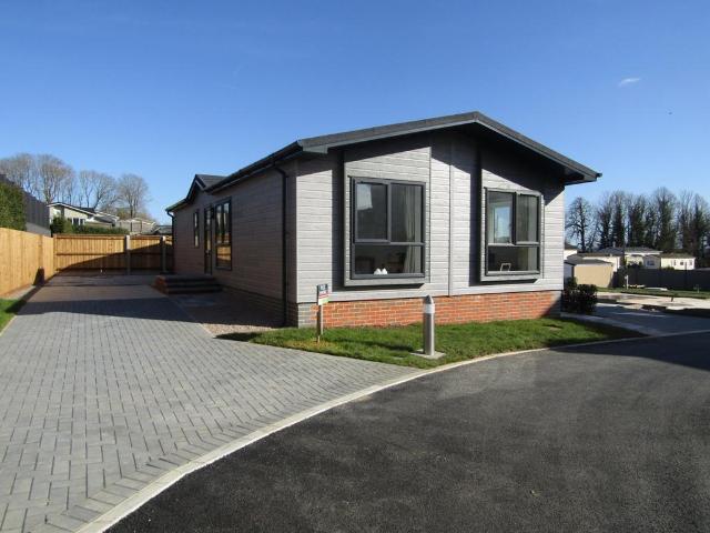 For sale Lower Stratton - 3 park Homes for sale in Lower Stratton ...