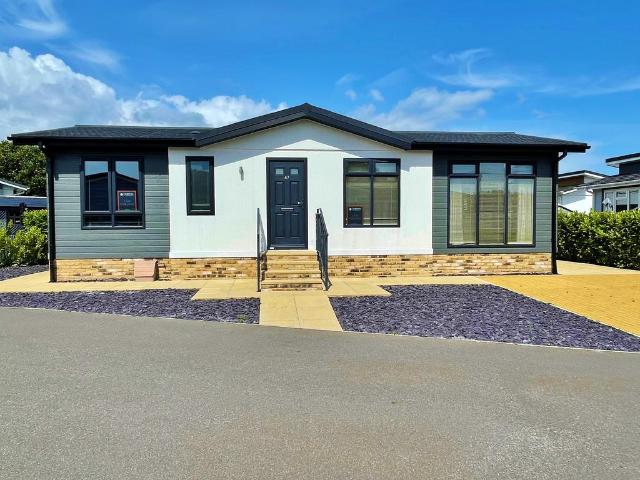 For sale Weston - 17 park Homes for sale in Weston - Mitula Properties