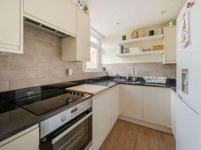 891 Houses for sale in Barton, Oxford - Mitula Properties