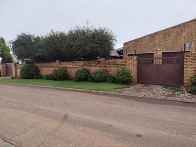 20 191 Houses to rent 3 bedroom in Kagiso - Mitula Properties