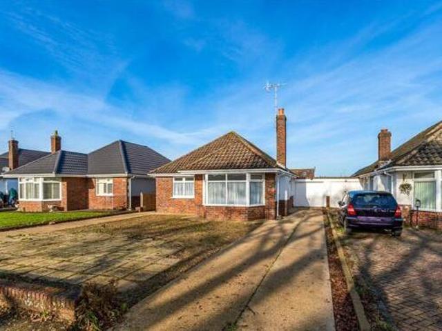 1,152 Bungalows for sale in Ferring, Worthing - Mitula Properties