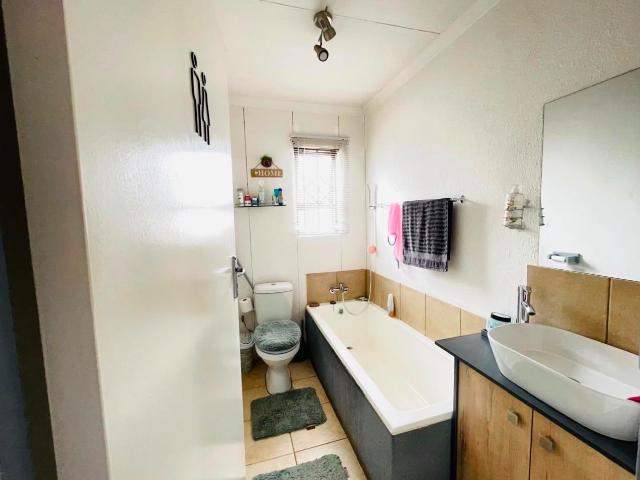 653 Houses for sale new development in Protea Glen, Soweto - Mitula ...