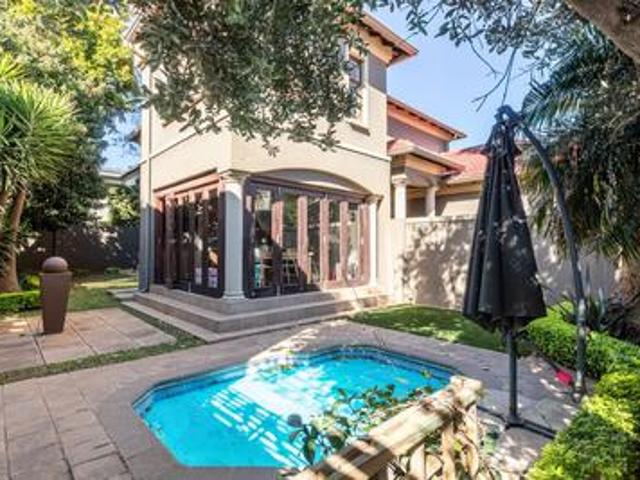 31 Houses for sale in Ruimsig, Roodepoort - Mitula Properties