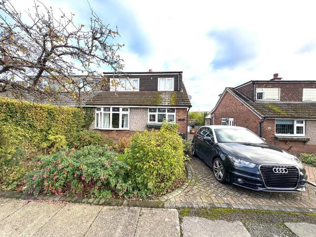 120 Houses for sale in Haughton Green, Manchester - Mitula Properties