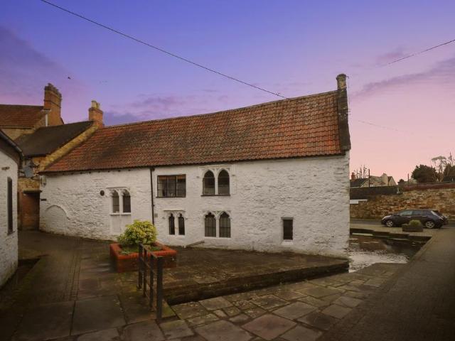 667 Houses for sale in Dursley, Dursley - Mitula Properties