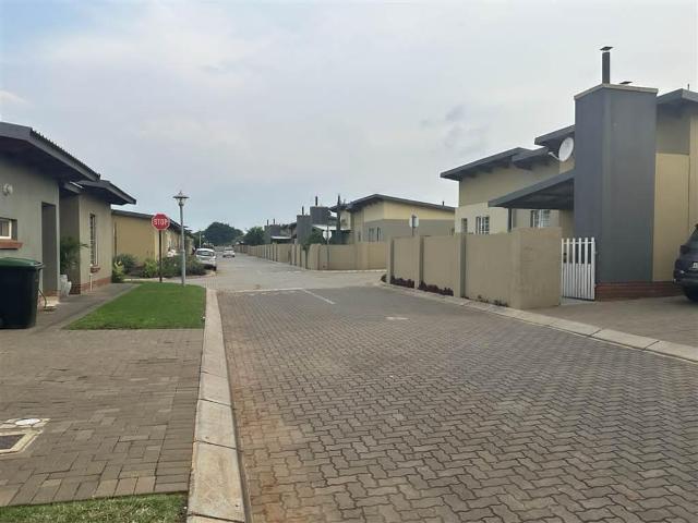 41 070 Houses to rent in Rustenburg - Mitula Properties