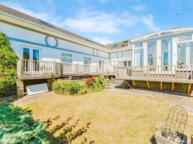 674 Bungalows for sale in Barry - Mitula Properties