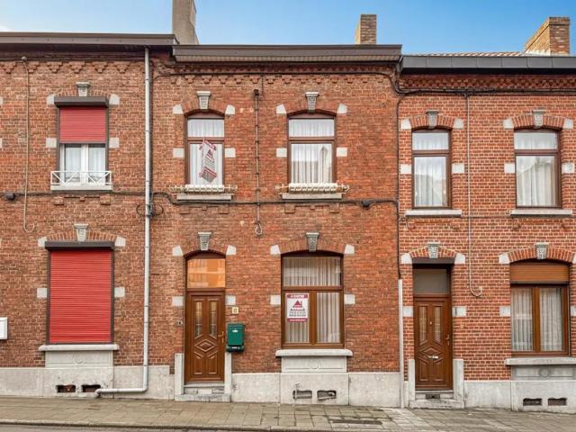61 Maisons à vendre 150000 euros à Charleroi - Mitula Immo