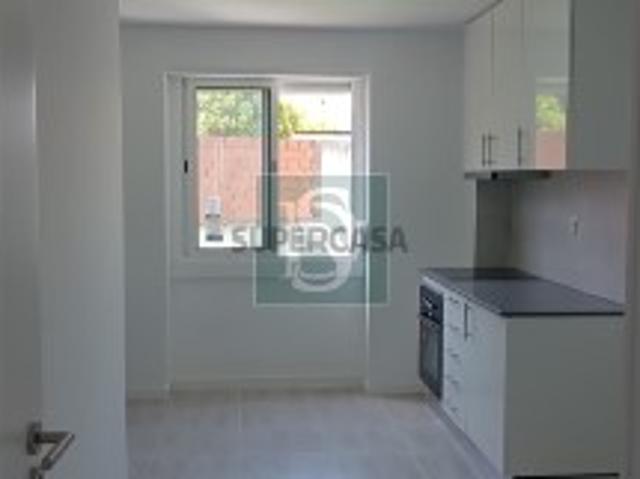 1 150 Casas à venda em Pragal, Almada - Mitula Imóveis