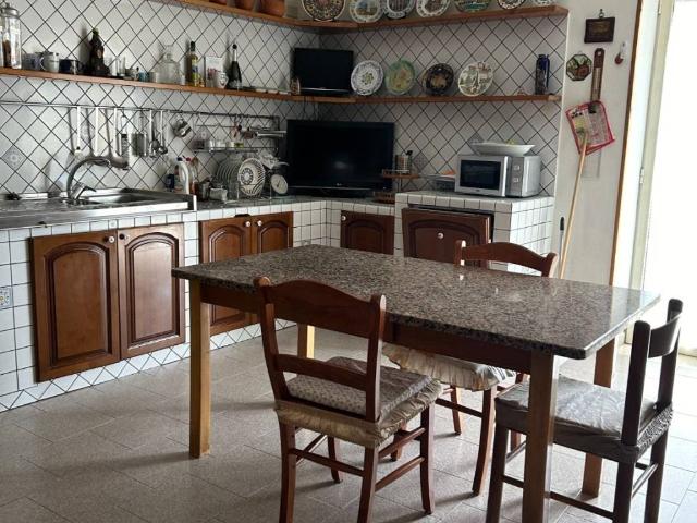 156 Appartamenti in vendita zona a Serapo, Gaeta - Mitula Case