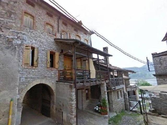 190 Appartamenti in vendita a Revine Lago - Mitula Case