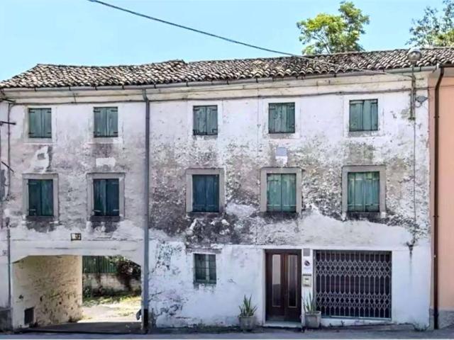Appartamenti in vendita 50000 euro a Vittorio Veneto - Appartamenti in vendita a Vittorio Veneto ...