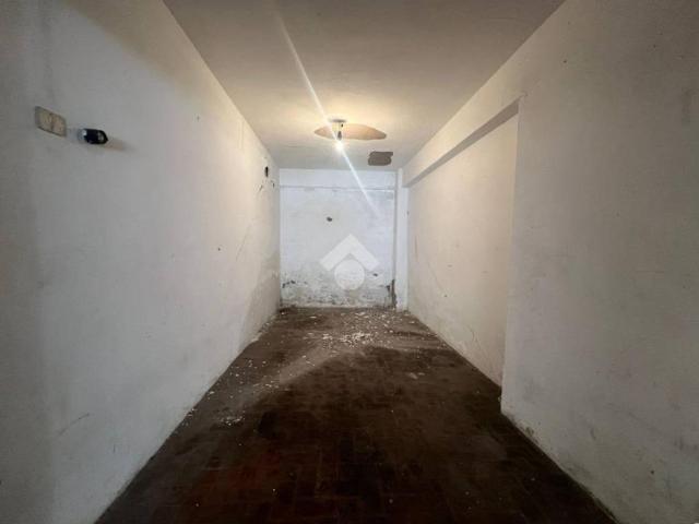 38 Box in vendita a Il Borgo, Genova - Mitula Case