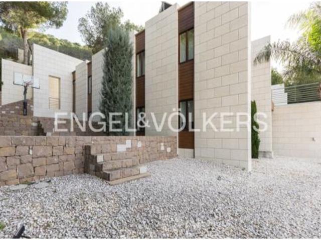 198 Casas en venta en Urbanización La Loma de Miralcampo, Chiva ...