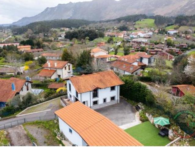 8 Casas en venta en Cuerres, Ribadesella - Mitula Pisos