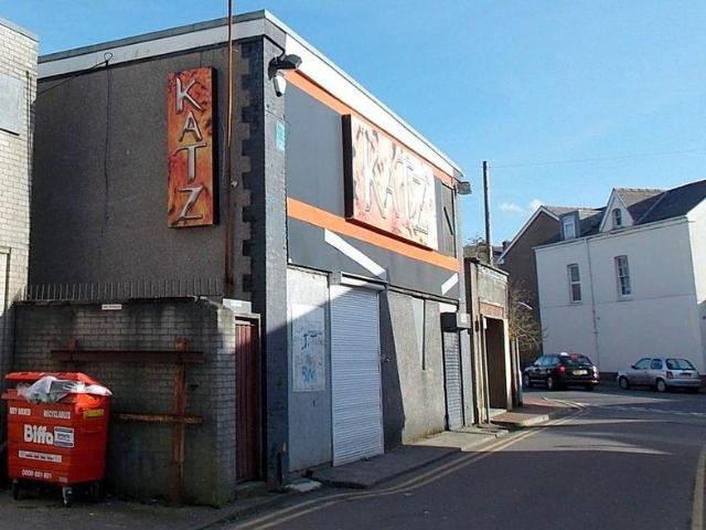 152,993 Bungalows for sale in Neath - Mitula Properties