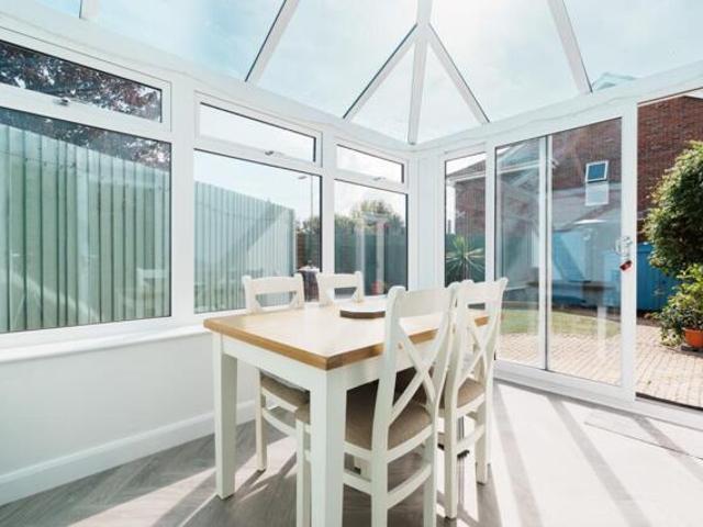 404 Houses for sale in Lee-on-the-Solent, Lee-on-the-solent - Mitula ...