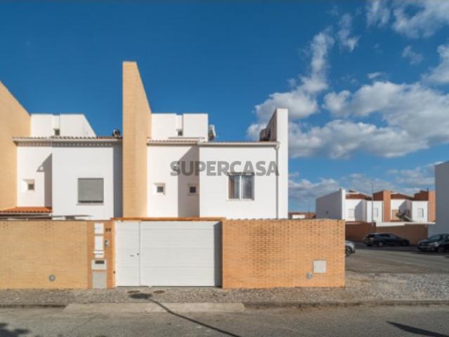 22 Casas à venda em Bairro do Moinho, Évora - Mitula Imóveis