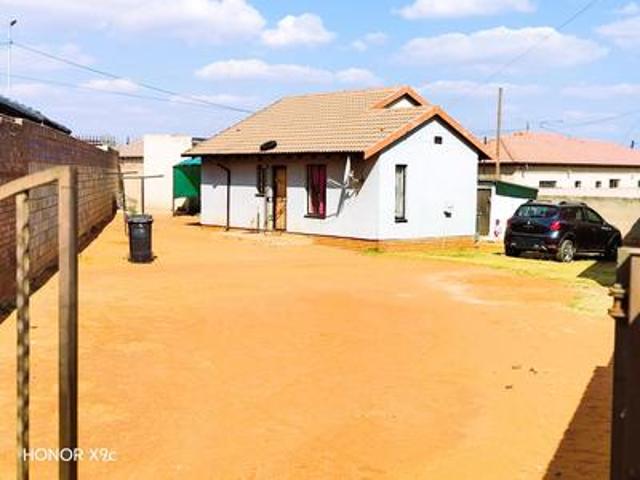 For sale Kagiso - 2 085 houses for sale in Kagiso - Mitula Properties