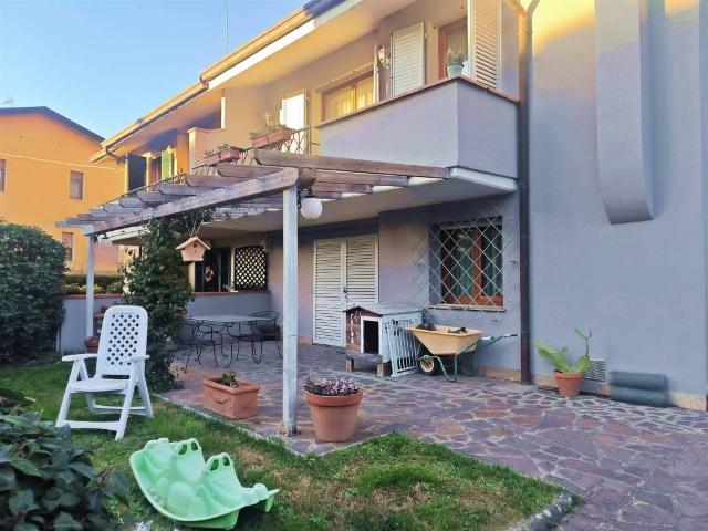 Vendita La Luna - 425 ville Indipendenti in vendita a La Luna - Mitula Case